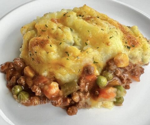Shepherd's Pie - In Jamie's Kitchen